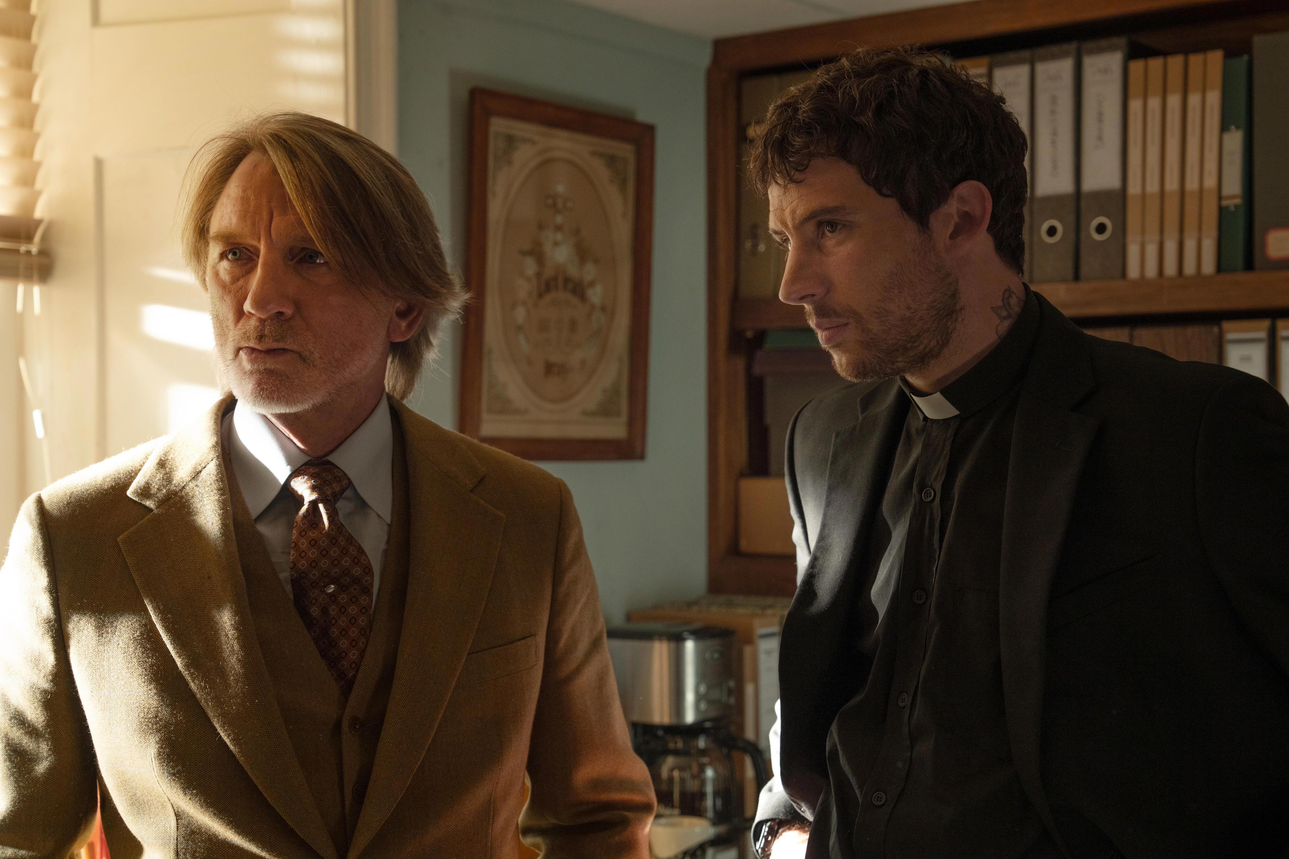 15 new movies to stream this holiday, from 'Knives Out 3' to 'Train Dreams'