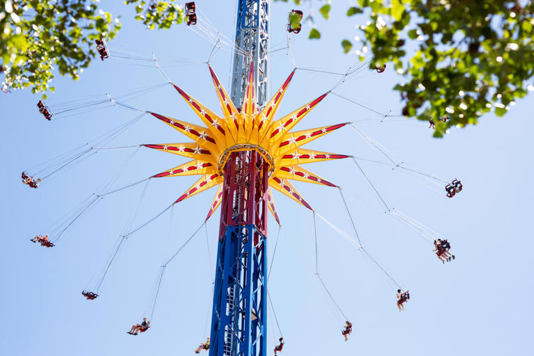 When a Six Flags closes, fans feel the pain