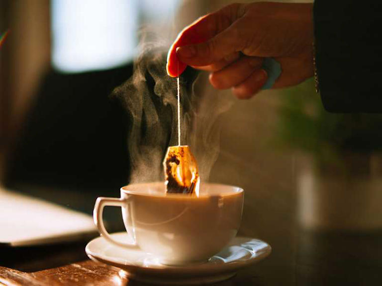 This "Luscious" Tea Duo Will Wake You Up in the Mornings and Wind You ...