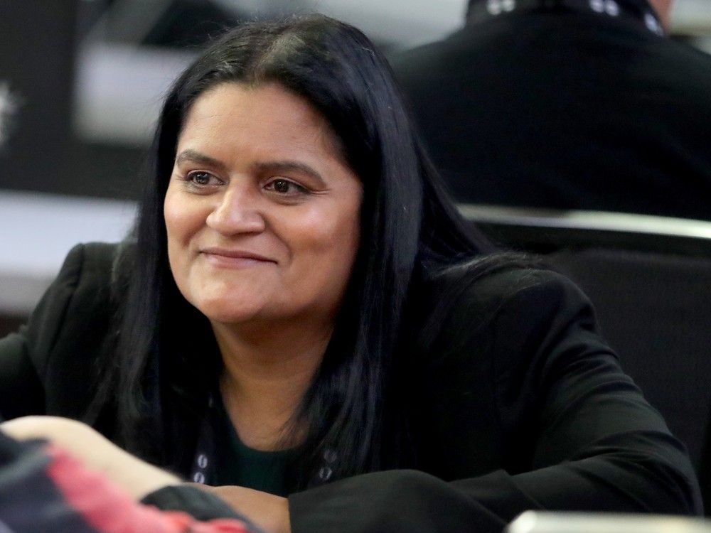Public service workers to be notified about layoffs 'shortly,' says union