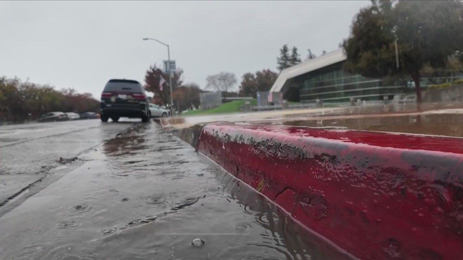 Gradual rainfall keeps Fresno County roads clear of major issues
