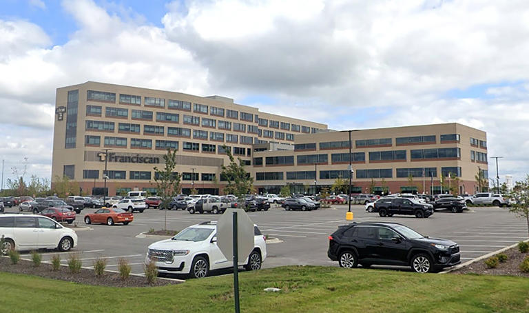 Family says Indiana hospital discharged mom in labor, leading to ...