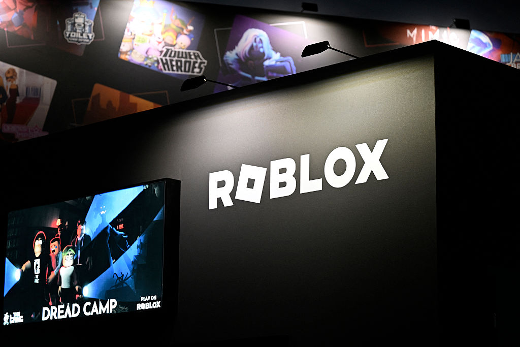Roblox To Enforce Age Verification, Blocking Kids From Chatting With ...