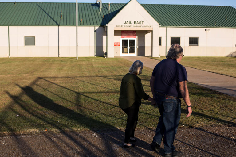 Shelby County inmate dies after almost month in hospital, sheriff's ...