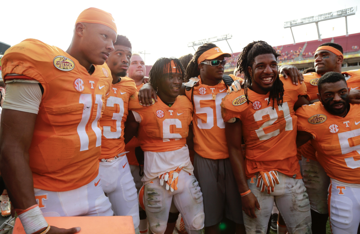 Former Tennessee Vols defender from the Butch Jones era reportedly ...