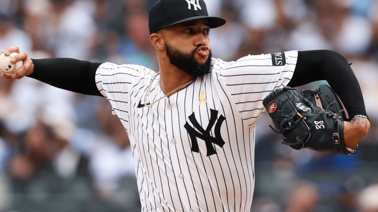 MLB: Mets Challenge Dodgers in the Race for Devin Williams, Former ...