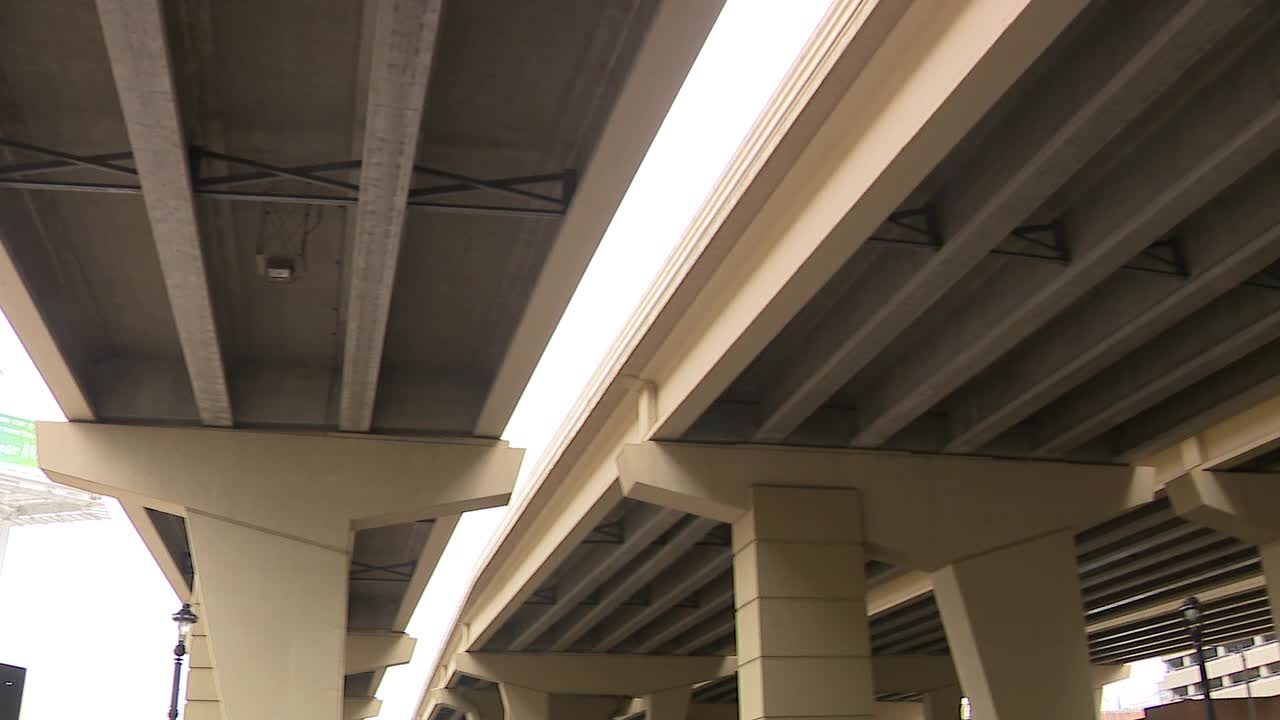 Rethinking I-794: options for aging, elevated freeway considered