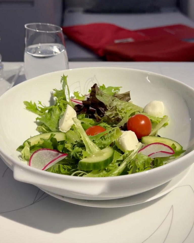 I Flew 11 Hours in Air France's New La Première, the Chicest First ...