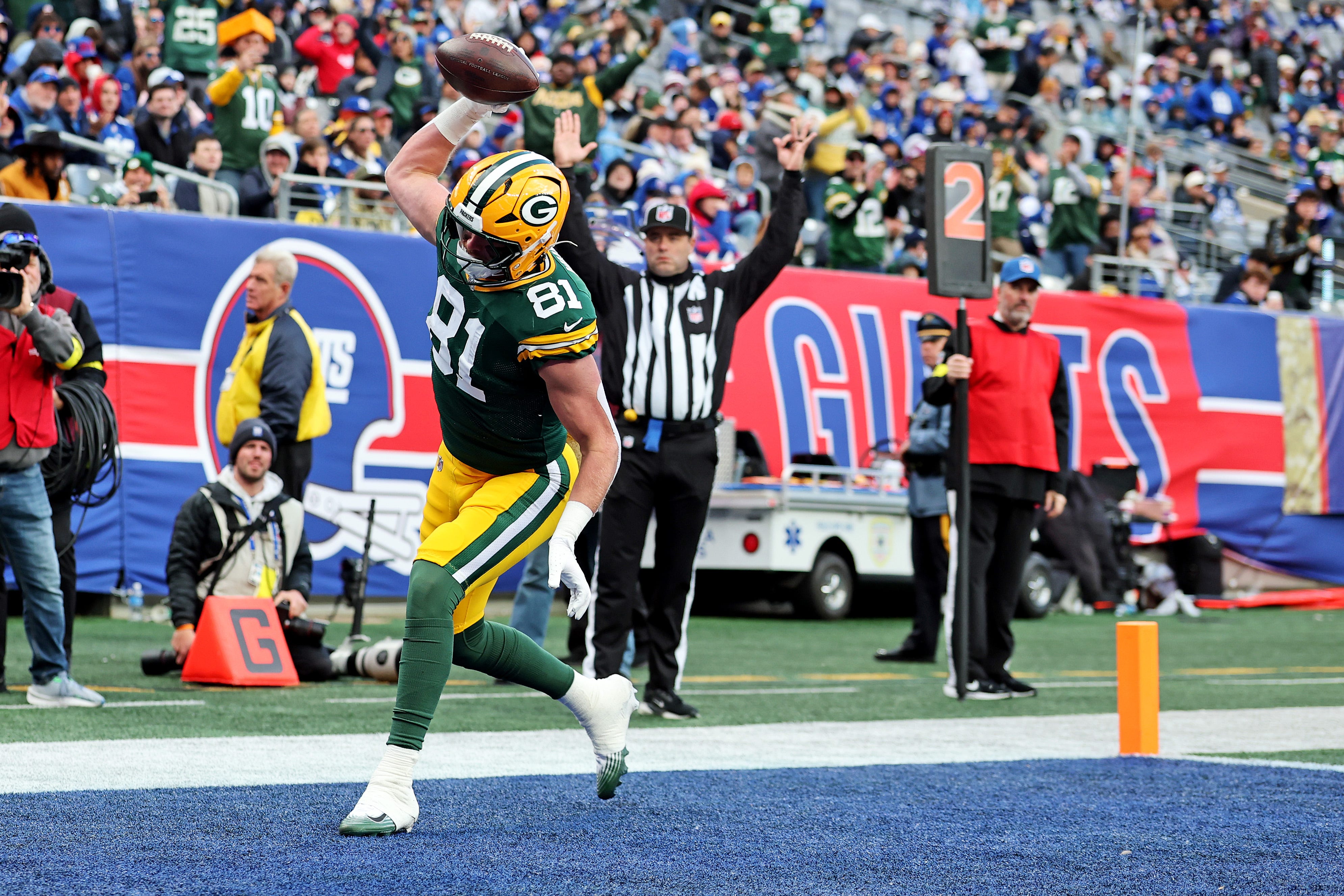 Josh Whyle injury update: Packers number 81, tight end leaves game vs ...