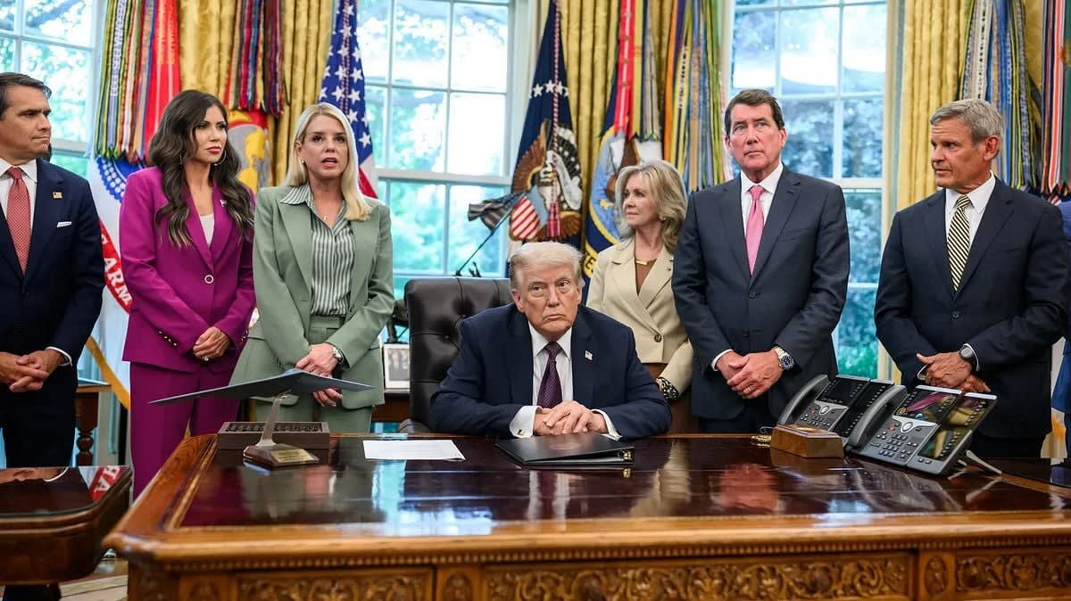 Injunction levied against 'further action' by Lee with troops