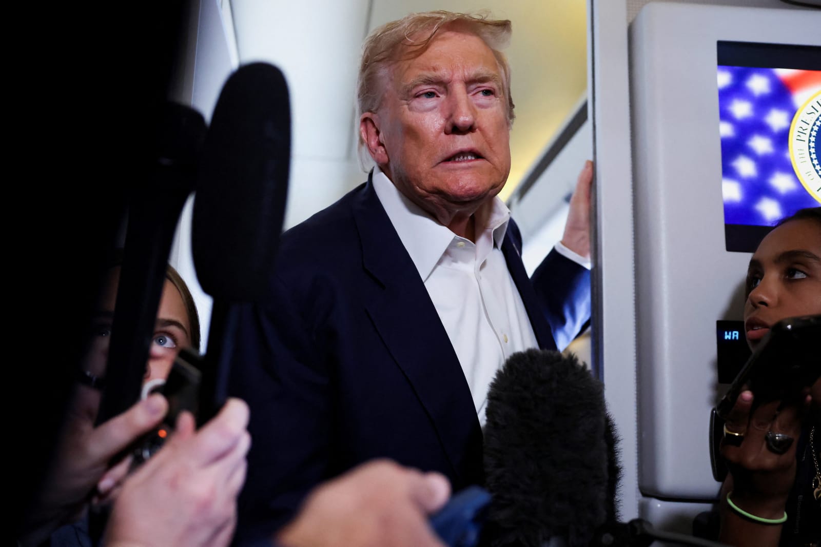 White House defends Trump for calling reporter 'piggy'