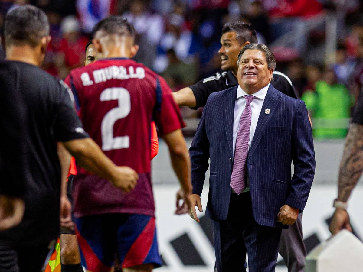 'Piojo' y Costa Rica se juegan todo sin su goleador