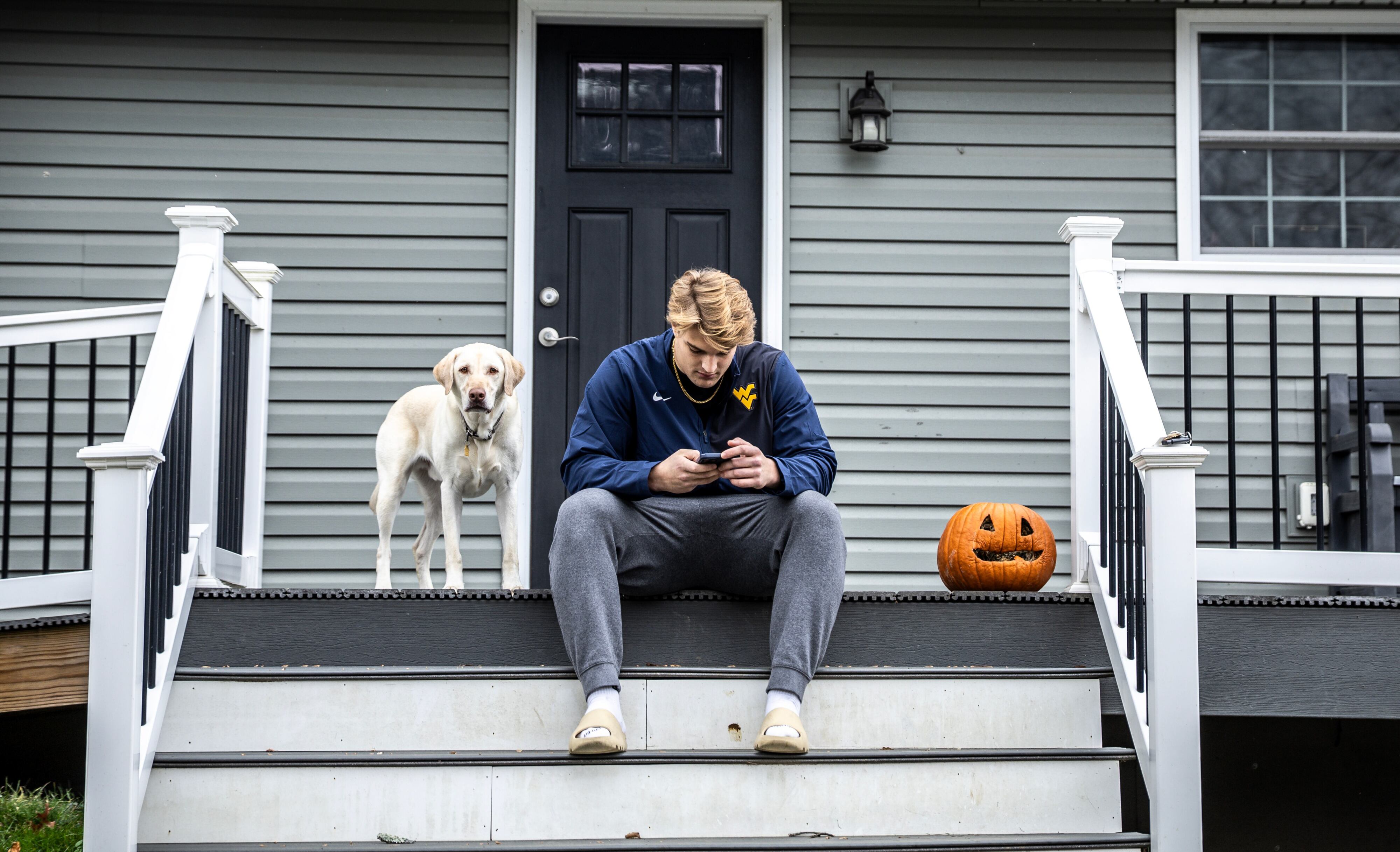 Behind the scenes of Kevin Brown’s fiery commitment to West Virginia