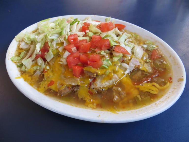 13 Hidden-Gem Small-Town Restaurants In New Mexico Overflowing With ...