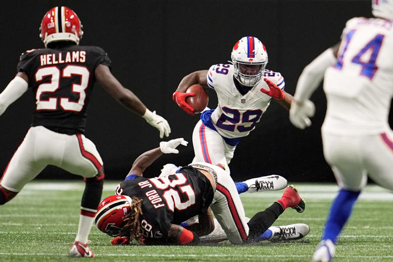 Buffalo Bills sign player three days after releasing him