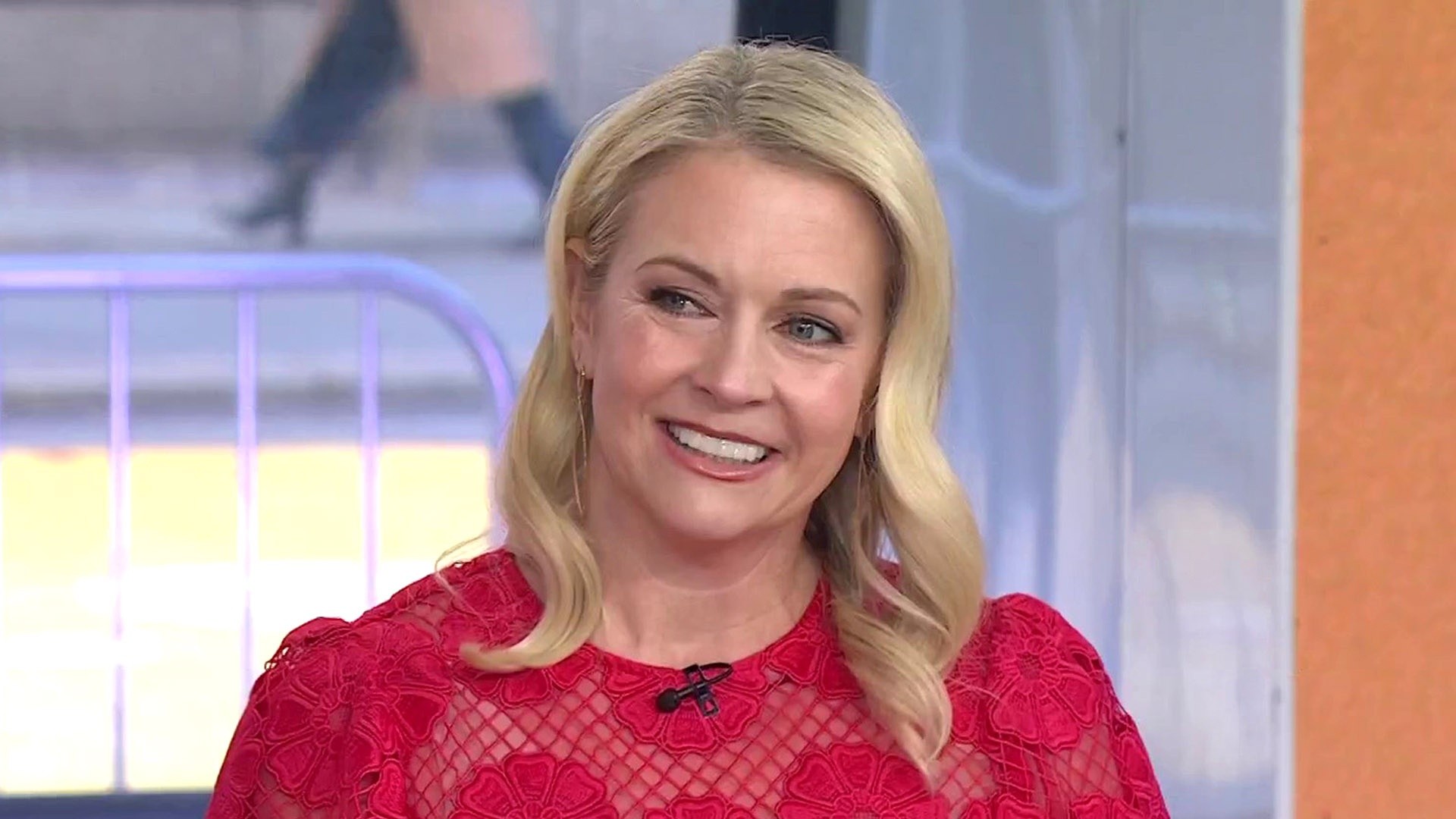 Melissa Joan Hart Talks New Netflix Film ‘A Merry Little Ex-Mas’