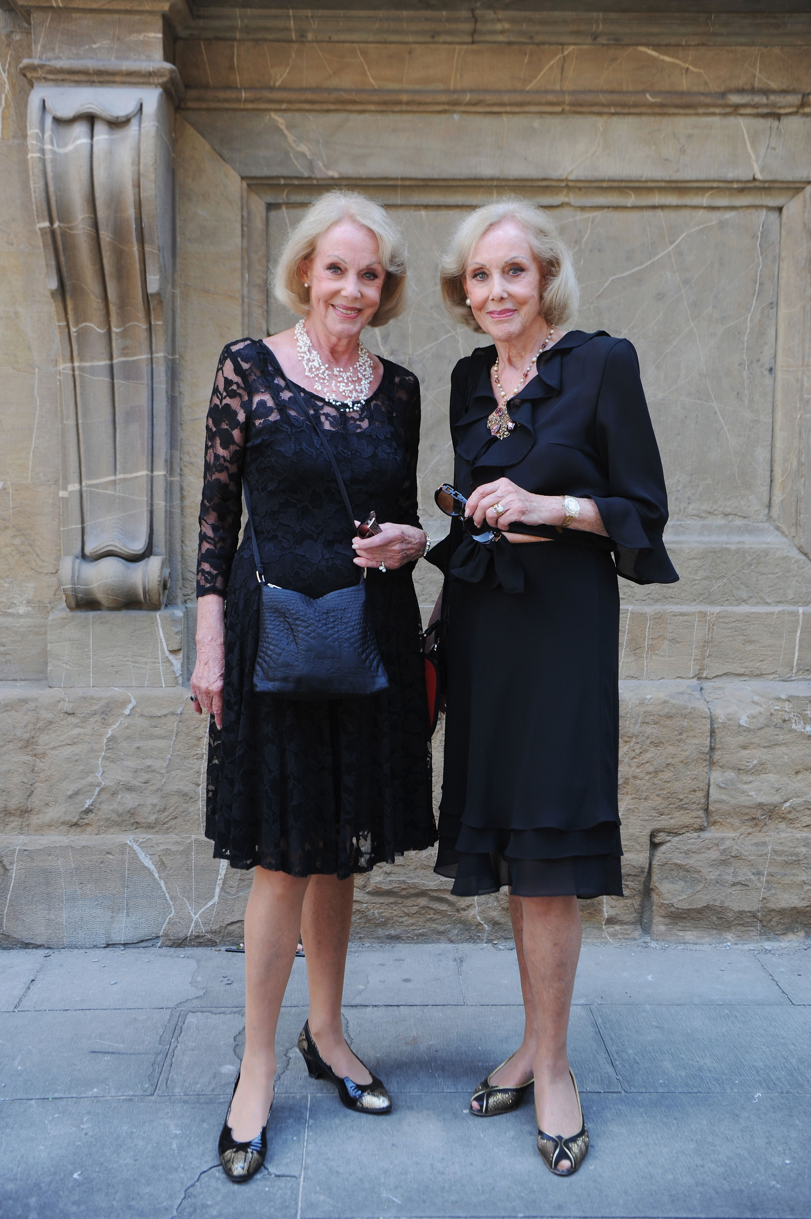 Twin entertainers Alice and Ellen Kessler die by assisted suicide at 89