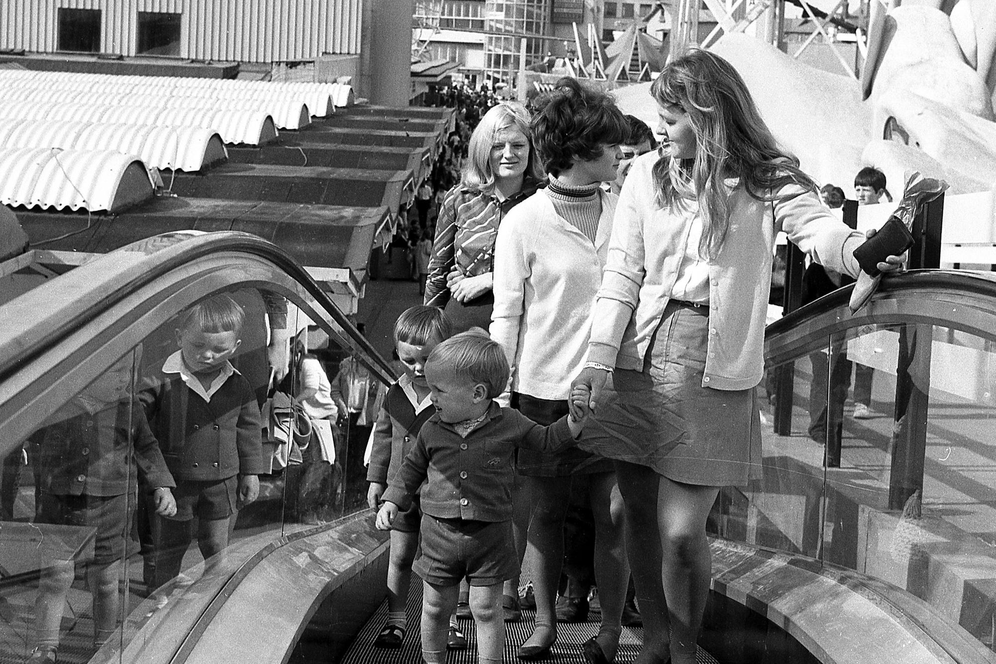 18 amazing pictures to take you back to Blackpool in 1969 and the way ...
