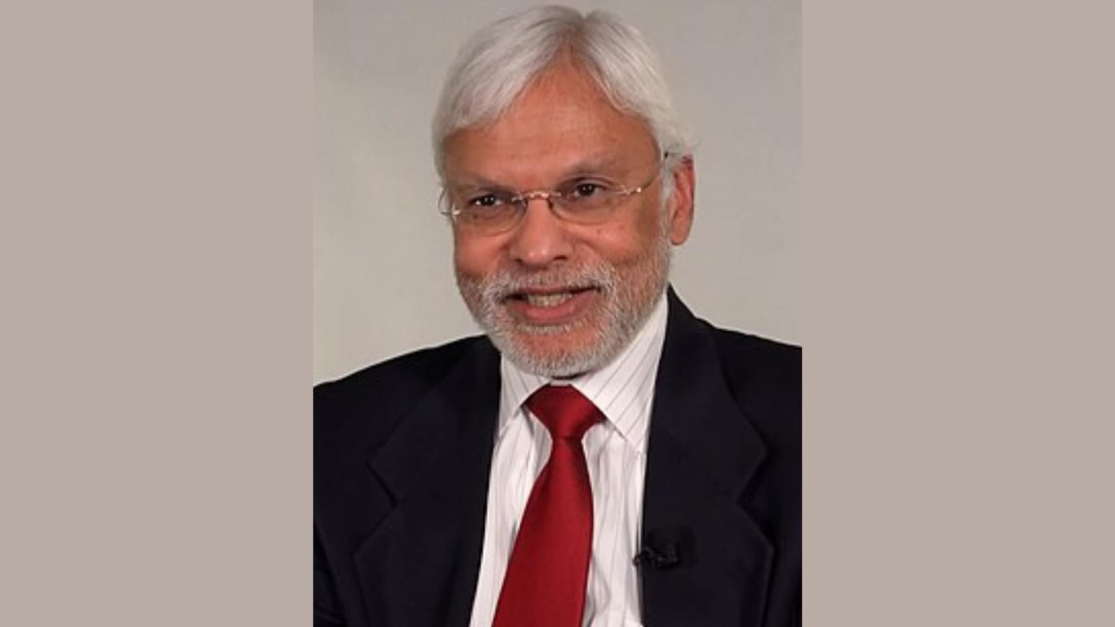 CIA Agent Warns: Ashley Tellis Is Either A 'Naive Fool' Or A Spy For China