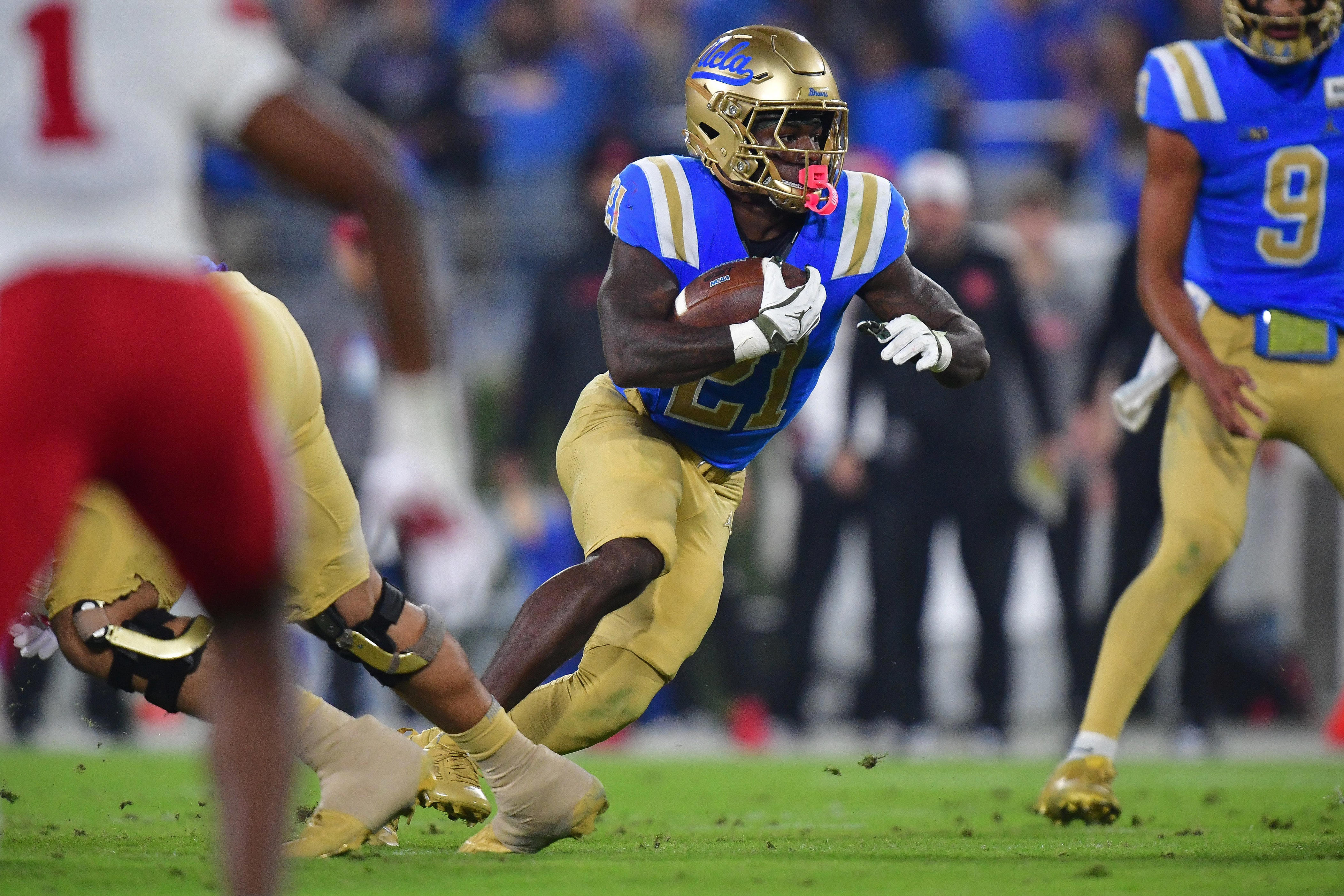 Tim Skipper and UCLA Bruins will keep attacking loaded boxes on the ground