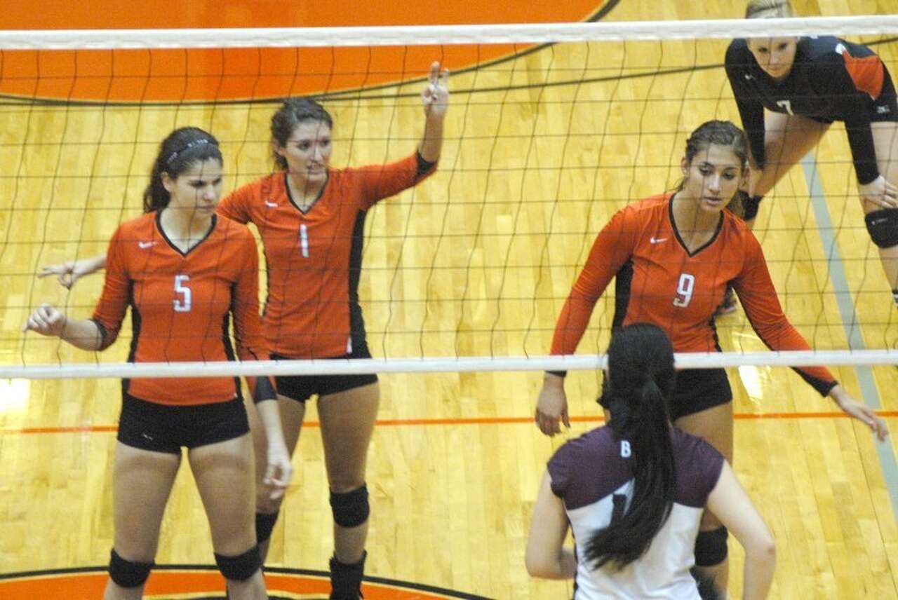 2010 Tigers made volleyball program's first state tournament
