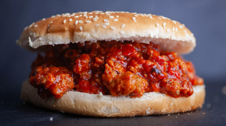 11 Old School Comfort Foods You Rarely Find At Dinner Tables Today