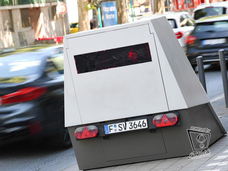 Mobile Blitzer in Wolgast aktuell am Dienstag: Hier stehen am 18.11. ...