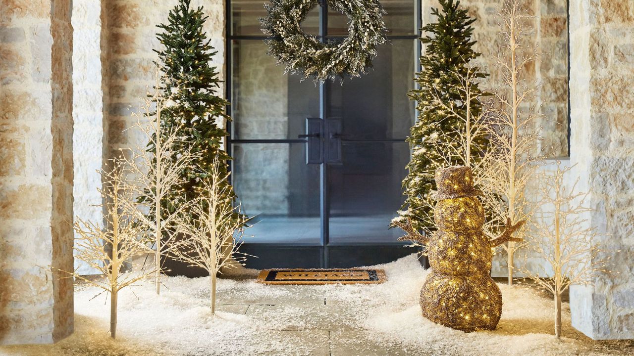 This Twinkling Twig Christmas Tree Trend Made Me Ditch My Fir – Here's Why