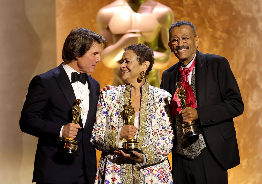 Debbie Allen And Wynn Thomas Nab Honorary Oscars For Their Achievements ...