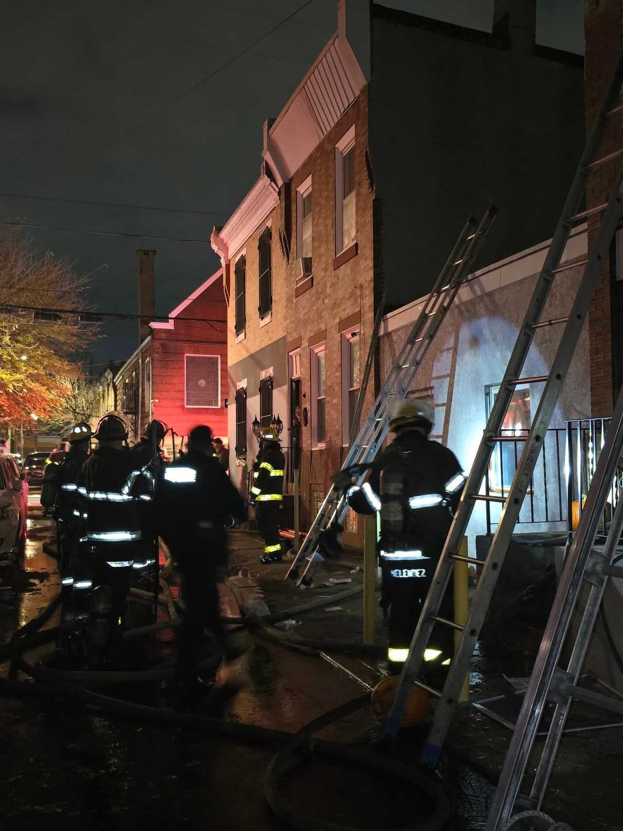 5, 6-Year-Old Siblings, Woman ID'd After Fatal Philadelphia Fire (UPDATE)