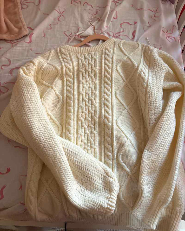 I Spent Years Searching for the "Rory Gilmore Sweater" - Here's How I ...