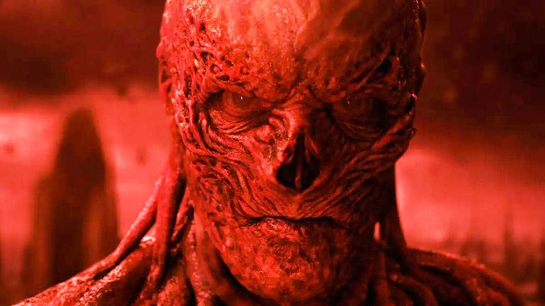 Teoría explica que Joseph Quinn podría volver como vampiro en la ...