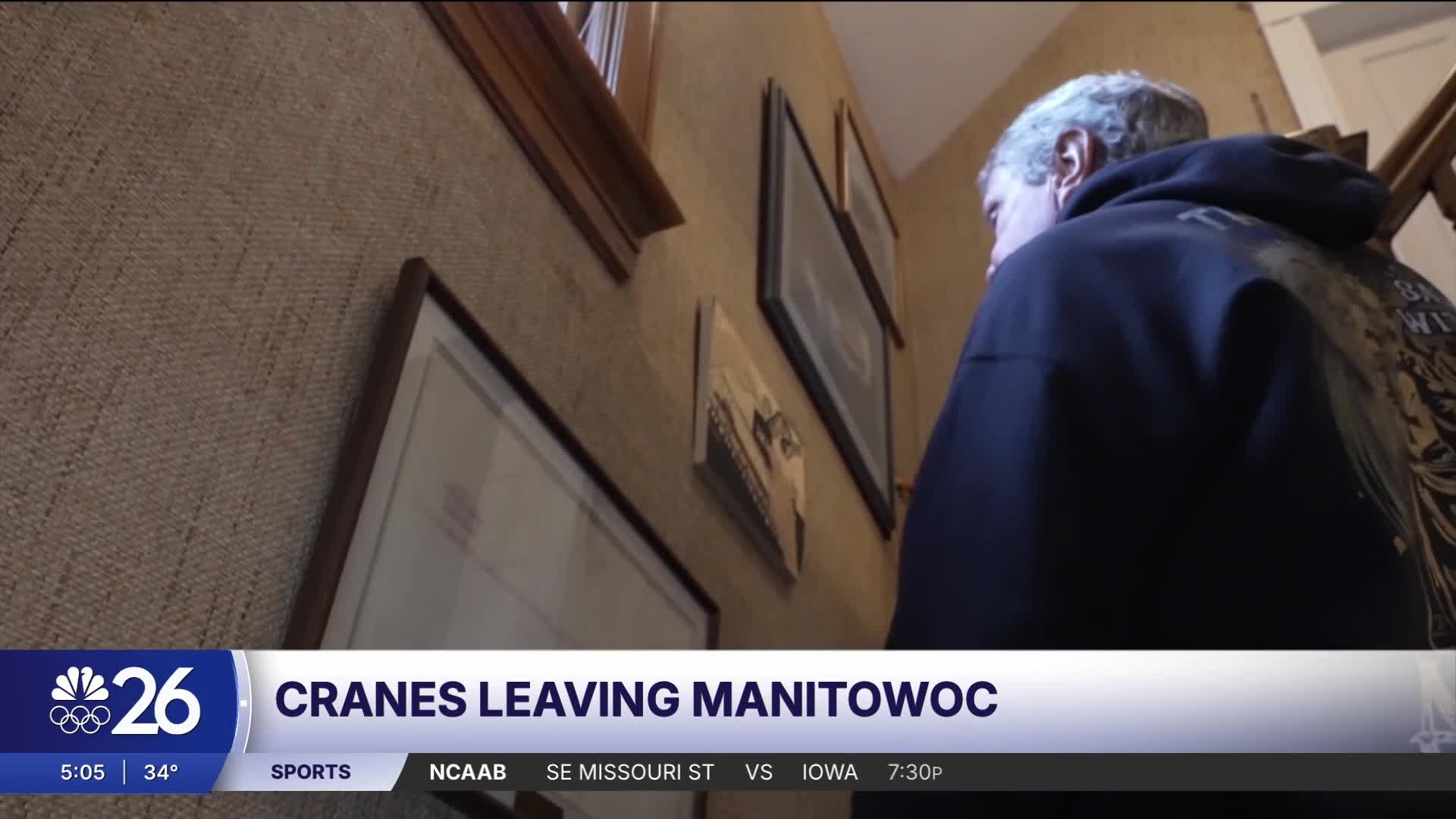 Manitowoc's 'skyscraper' crane sets sail for naval duty