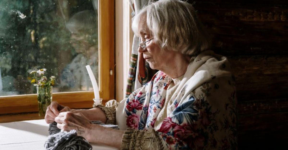 People Who Cut Others Off as They Age Often Have These 11 Reasons