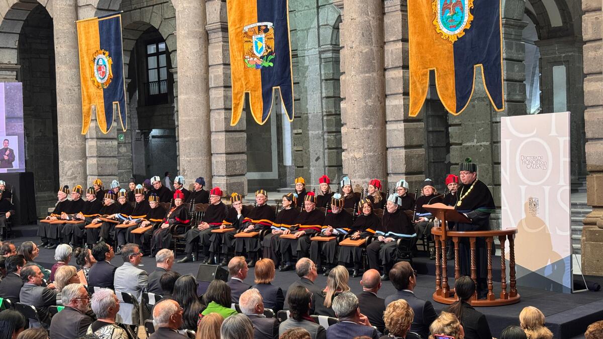 Rector de UNAM entrega 14 doctorados honoris causa, entre ellos a ...