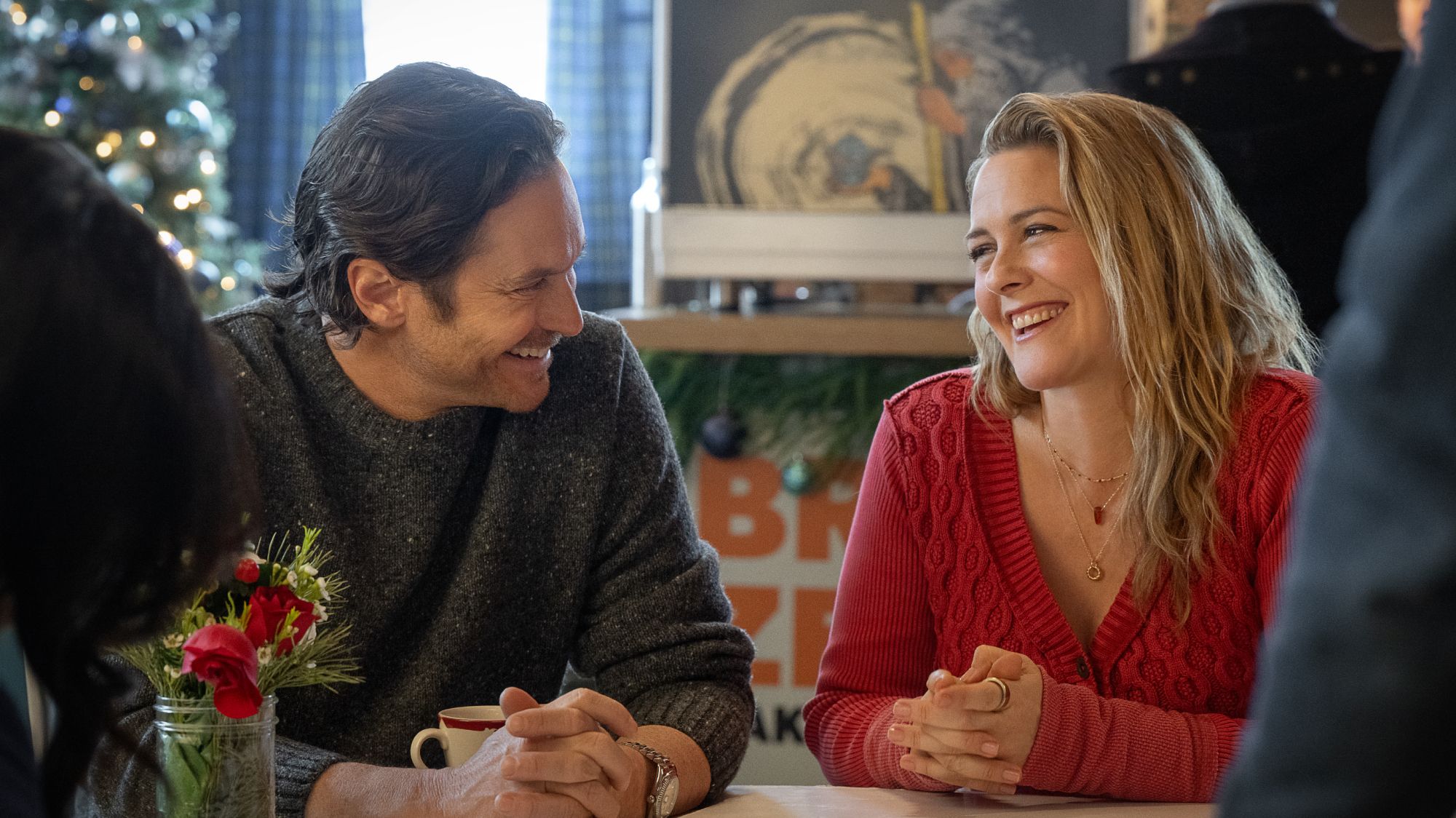 Alicia Silverstone's Holiday Film Is Unsurprising Hit Despite 36% RT Score