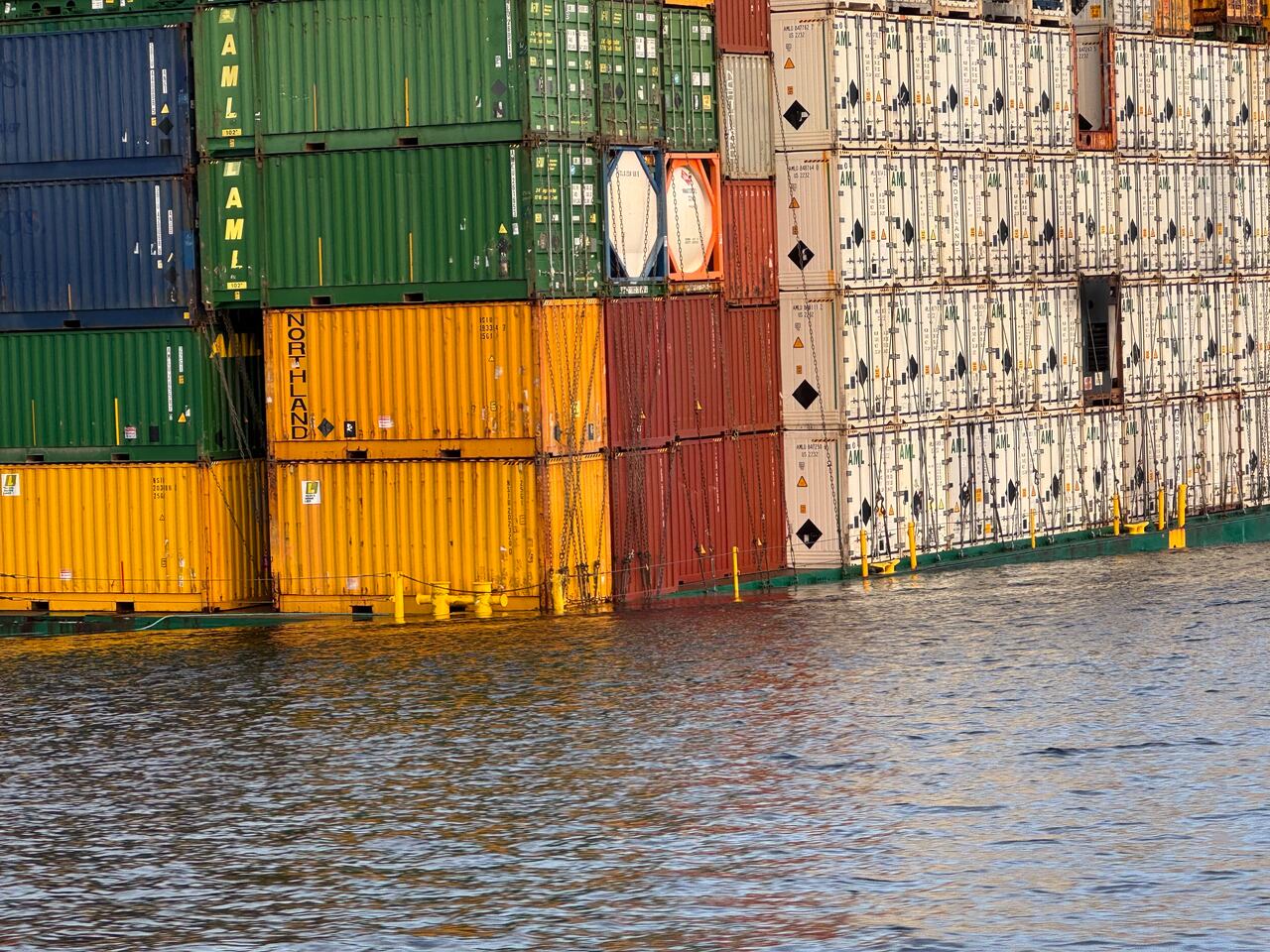 U.S.-bound cargo barge takes on water near Bella Bella, B.C.