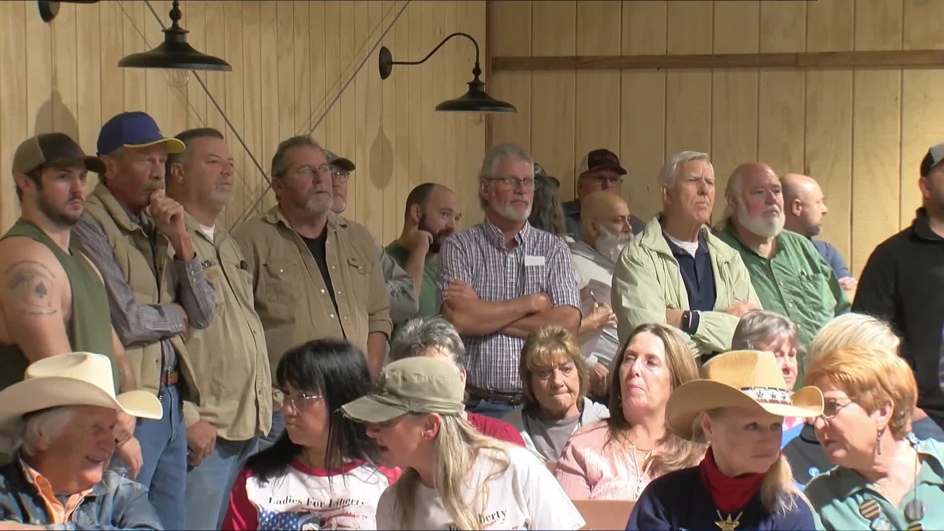 Hundreds attend public meeting opposing data center in Sand Springs