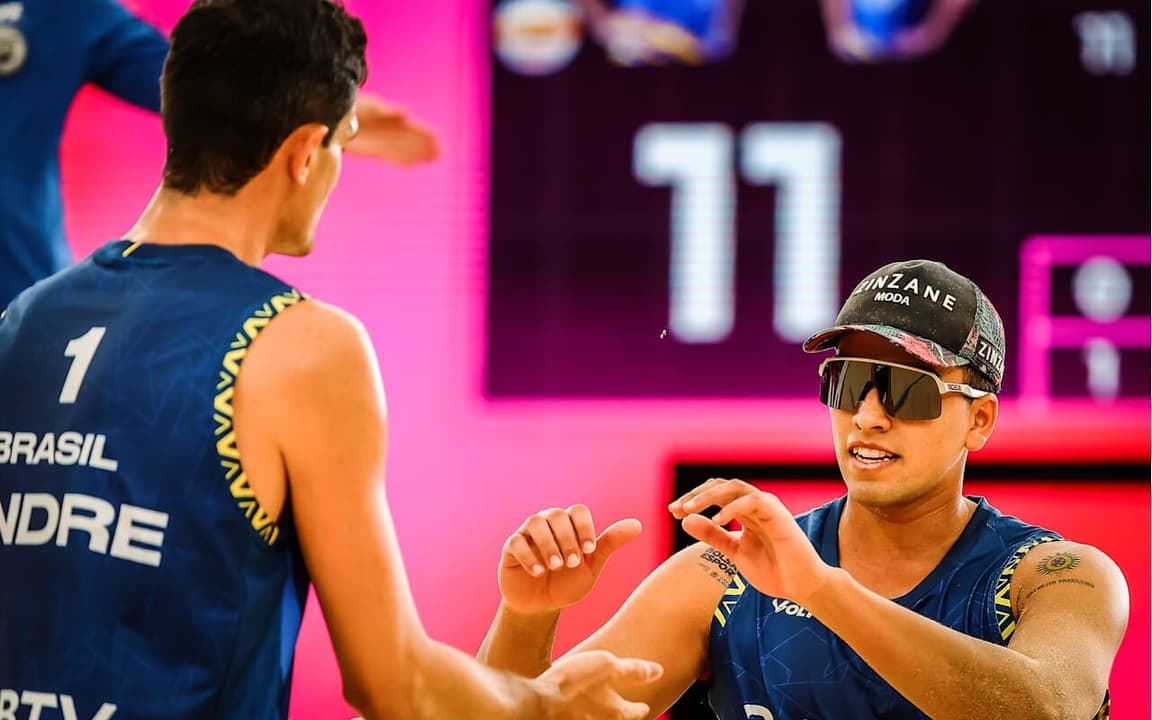 Veja lances de André/Renato x Hammarberg/Berger T. no Mundial de Vôlei ...