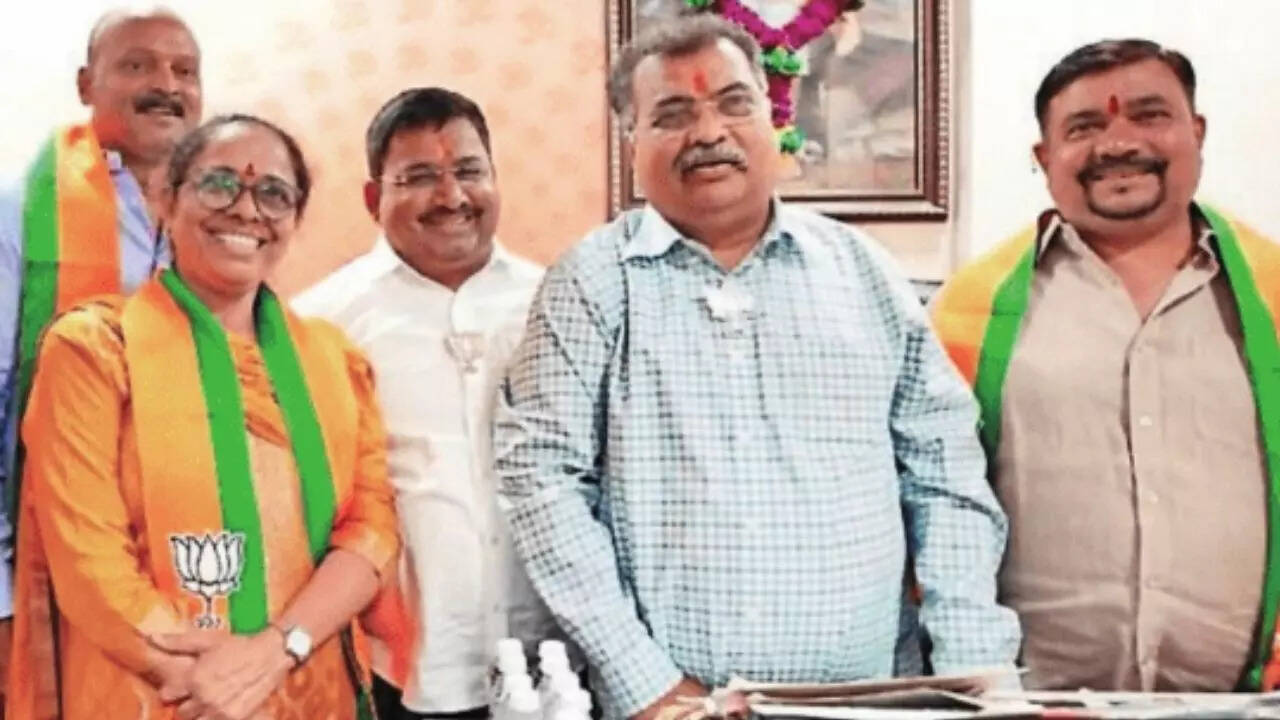 Maharashtra civic polls: Shiv Sena upset with BJP state chief over ...