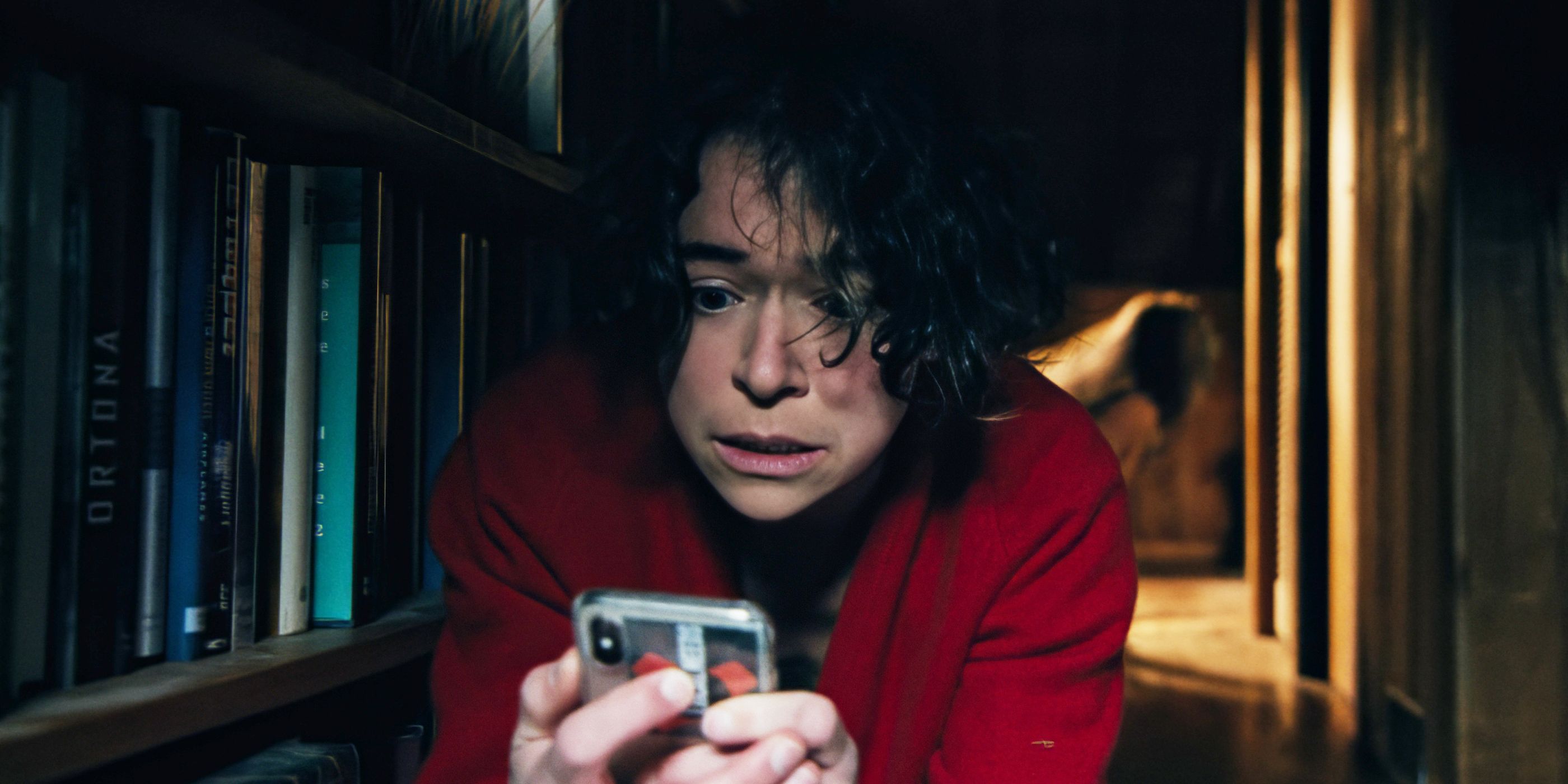 'Keeper's Tatiana Maslany Answers All Your Burning Questions About ...