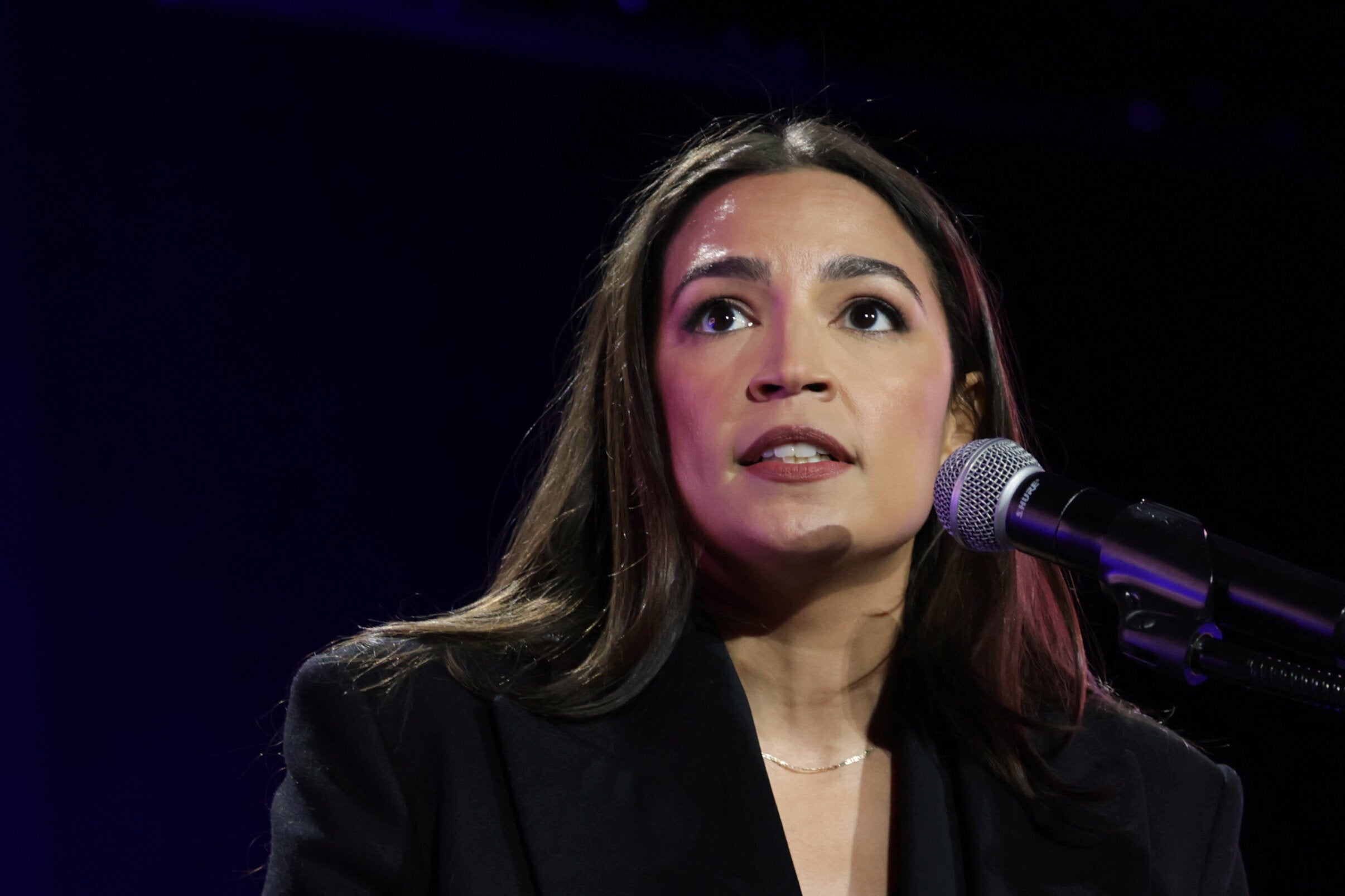 AOC And Mamdani Seem Reluctant To Back Primary Challenge To Jeffries