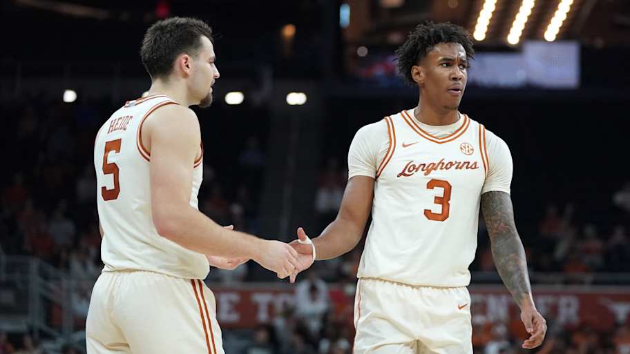 Dailyn Swain Leads Texas Longhorns Past Rider for 4th Straight Win