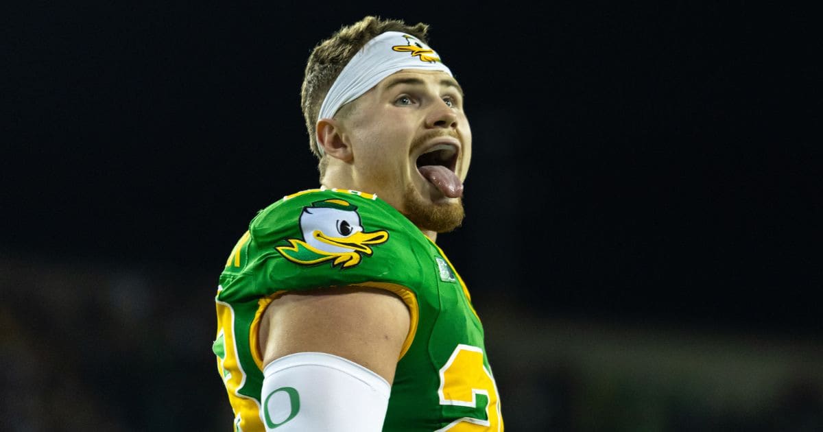 Oregon Climbs to No. 7 in Latest College Football Playoff Rankings