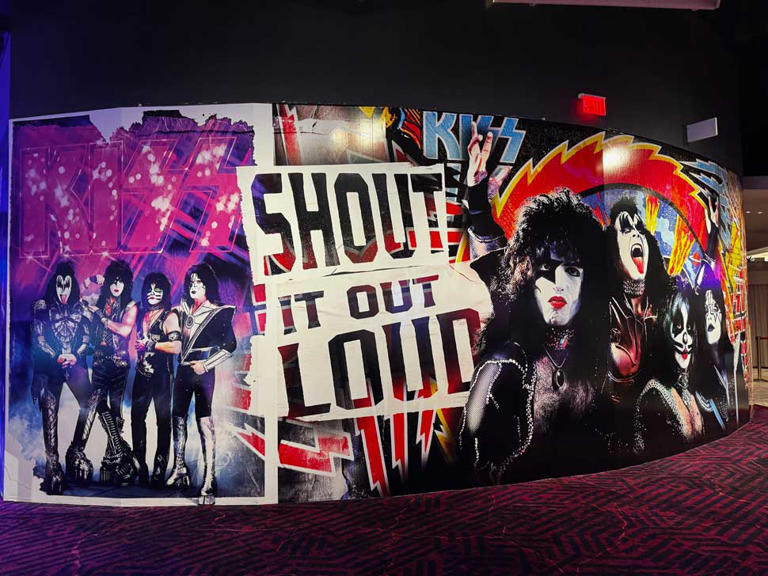 Review: The Kiss Kruise in Las Vegas kicks off a new chapter in Kisstory
