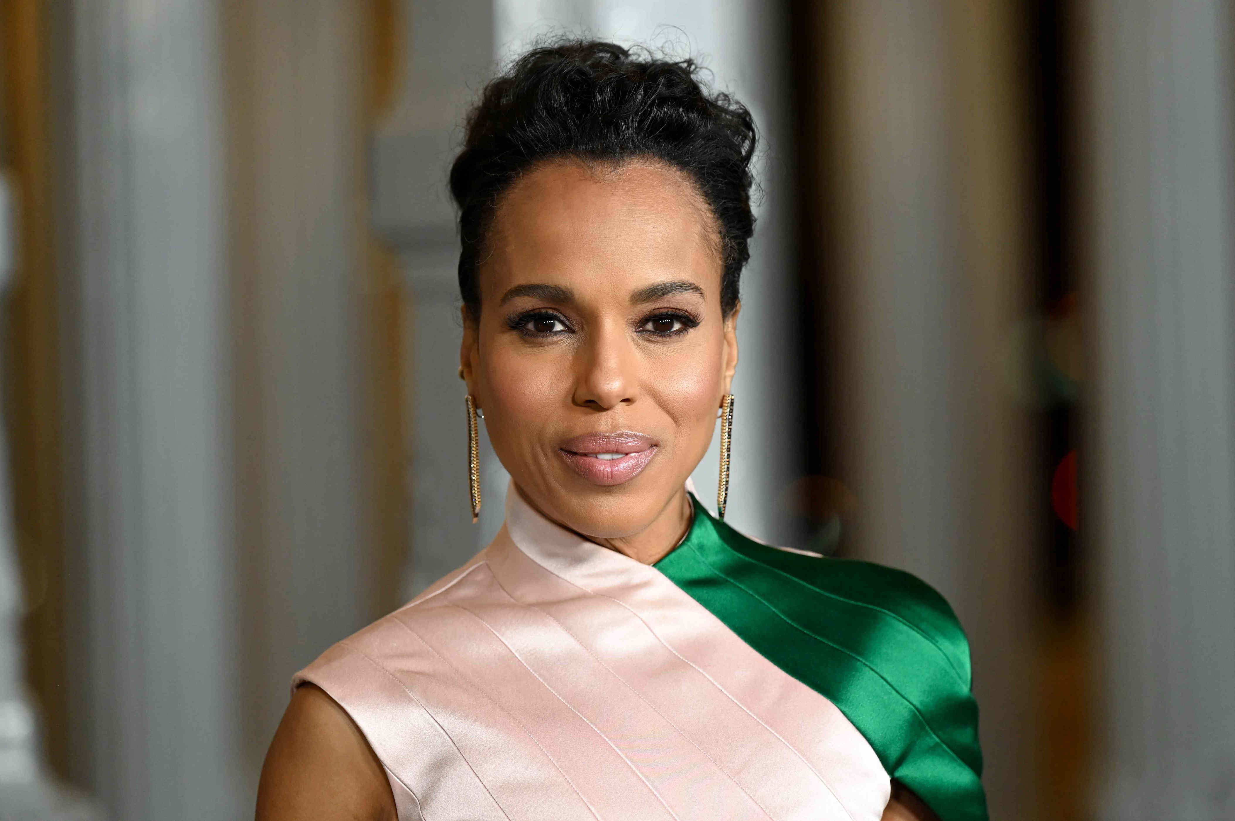 Kerry Washington's Thigh-High Slit Gown Features an Unexpected Ribcage ...