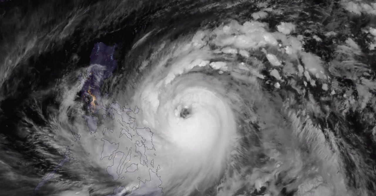 Typhoon Fung-wong was bigger than all of the Philippines — is that normal?