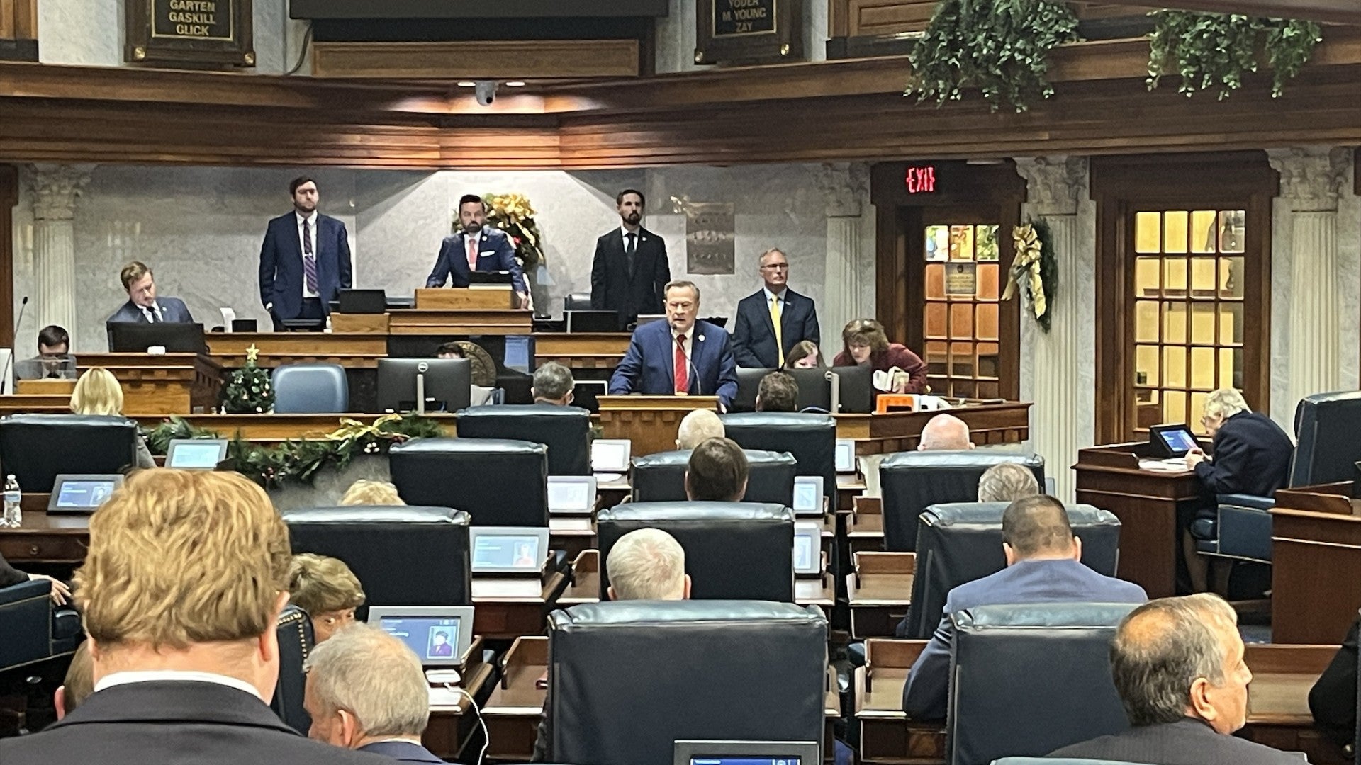 Indiana legislature bucks governor, adjourns until Jan. 5