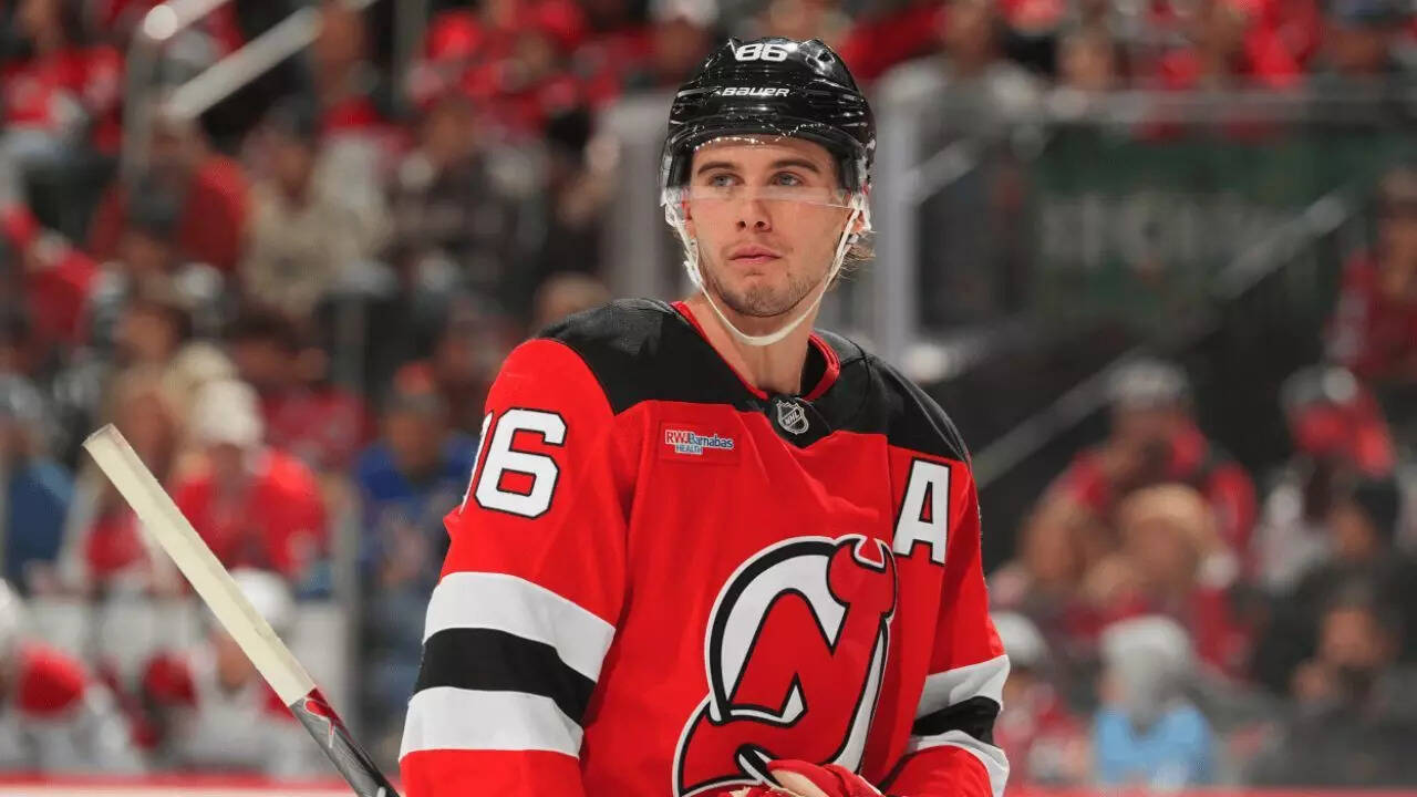 Jack Hughes injury update: Devils star’s freak hand setback adds to NHL ...