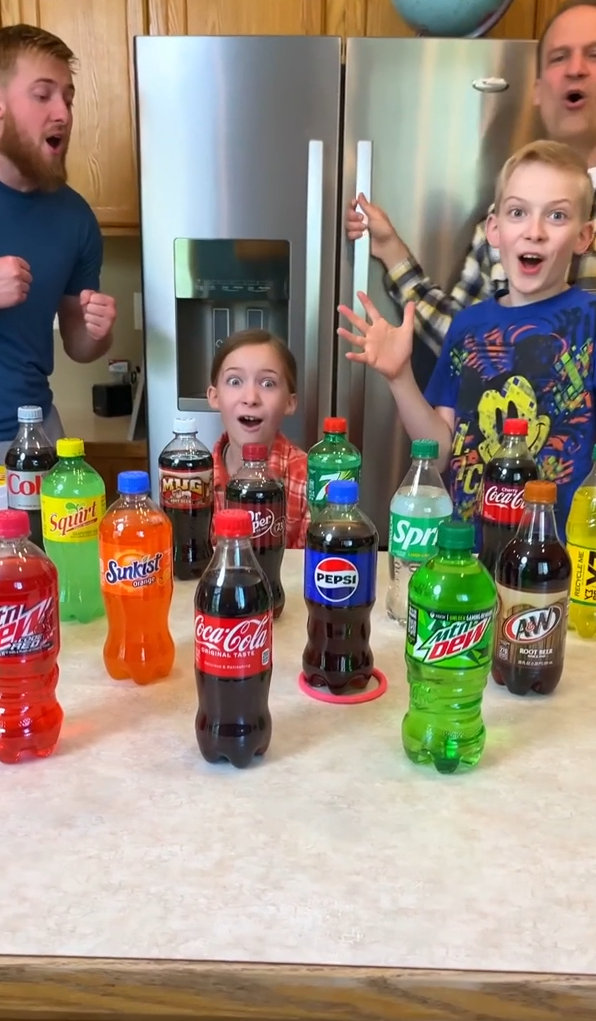 Soda Bottle Carnival Game – Fun and Surprises Await